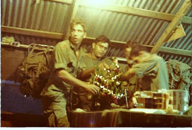 Soldiers Celebrating Christmas during the Vietnam War – CherriesWriter ...