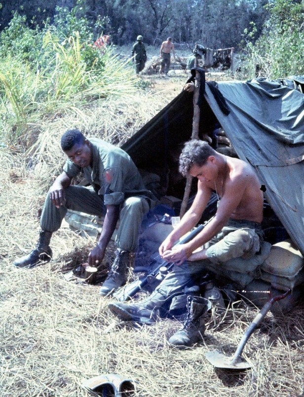 A Day in the Life of an Infantry Point Man in Vietnam – CherriesWriter ...